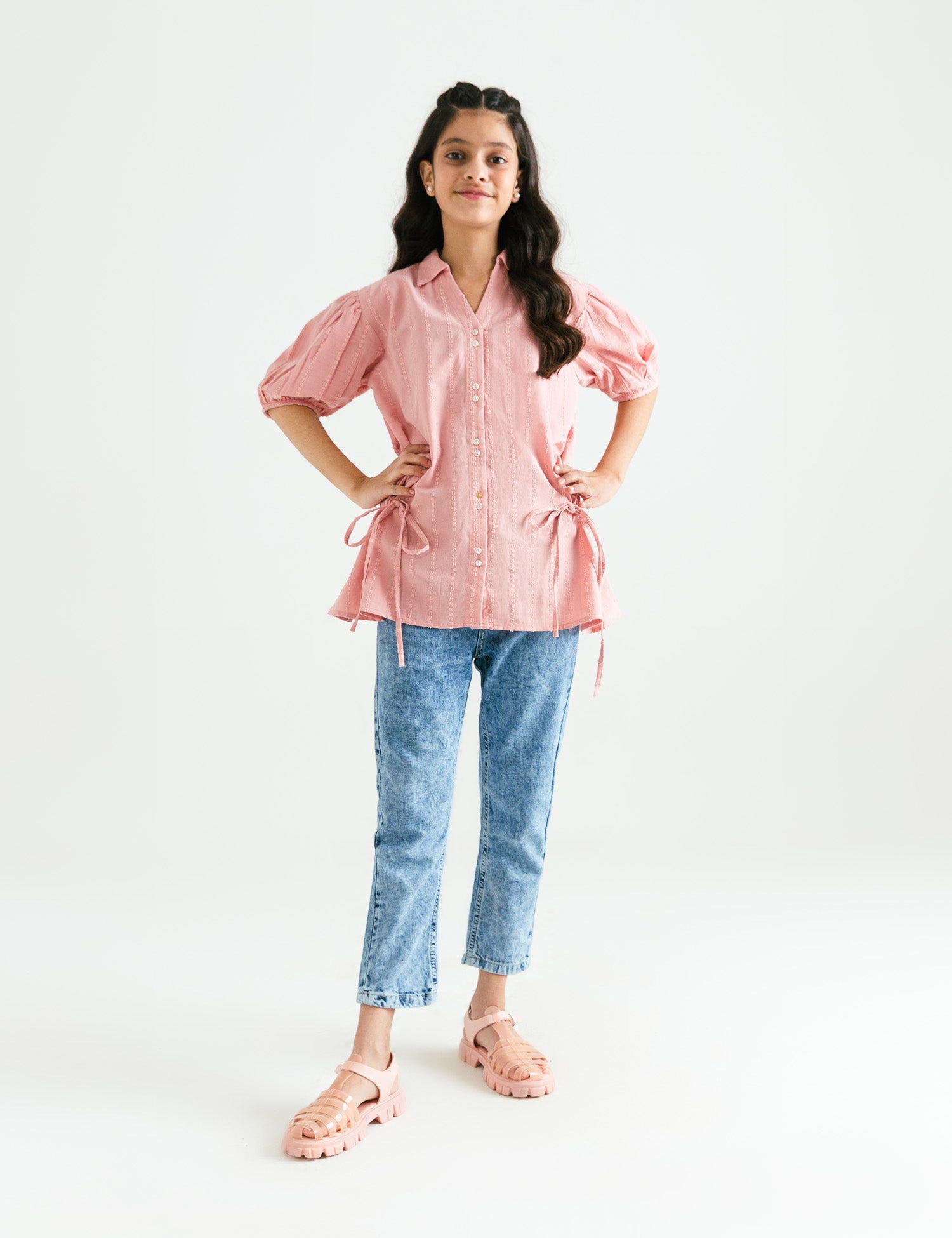 BUTTON DOWN TOP WITH GATHERS DESIGN DETAILS – BEECHTREE