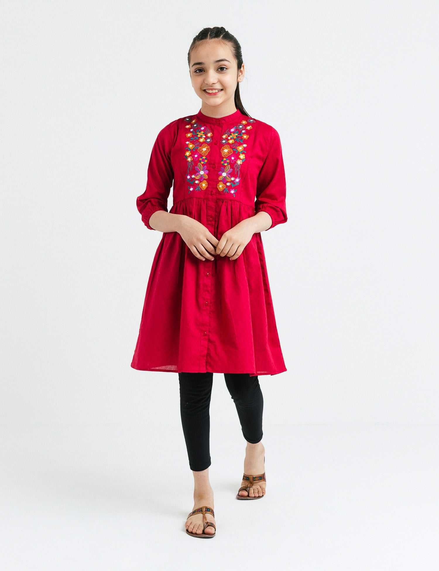BUTTON DOWN Embroidered TOP – BEECHTREE