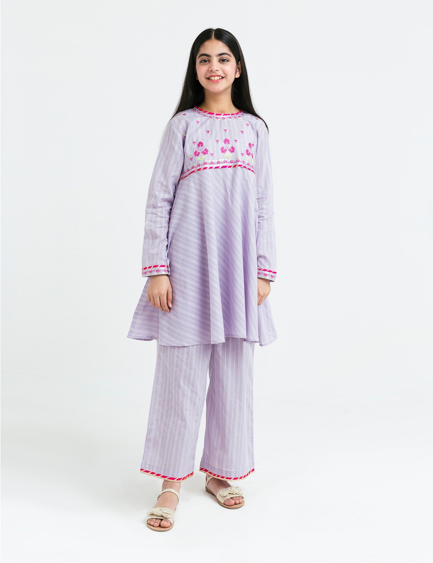 YARN-DYED Embroidered SET – BEECHTREE