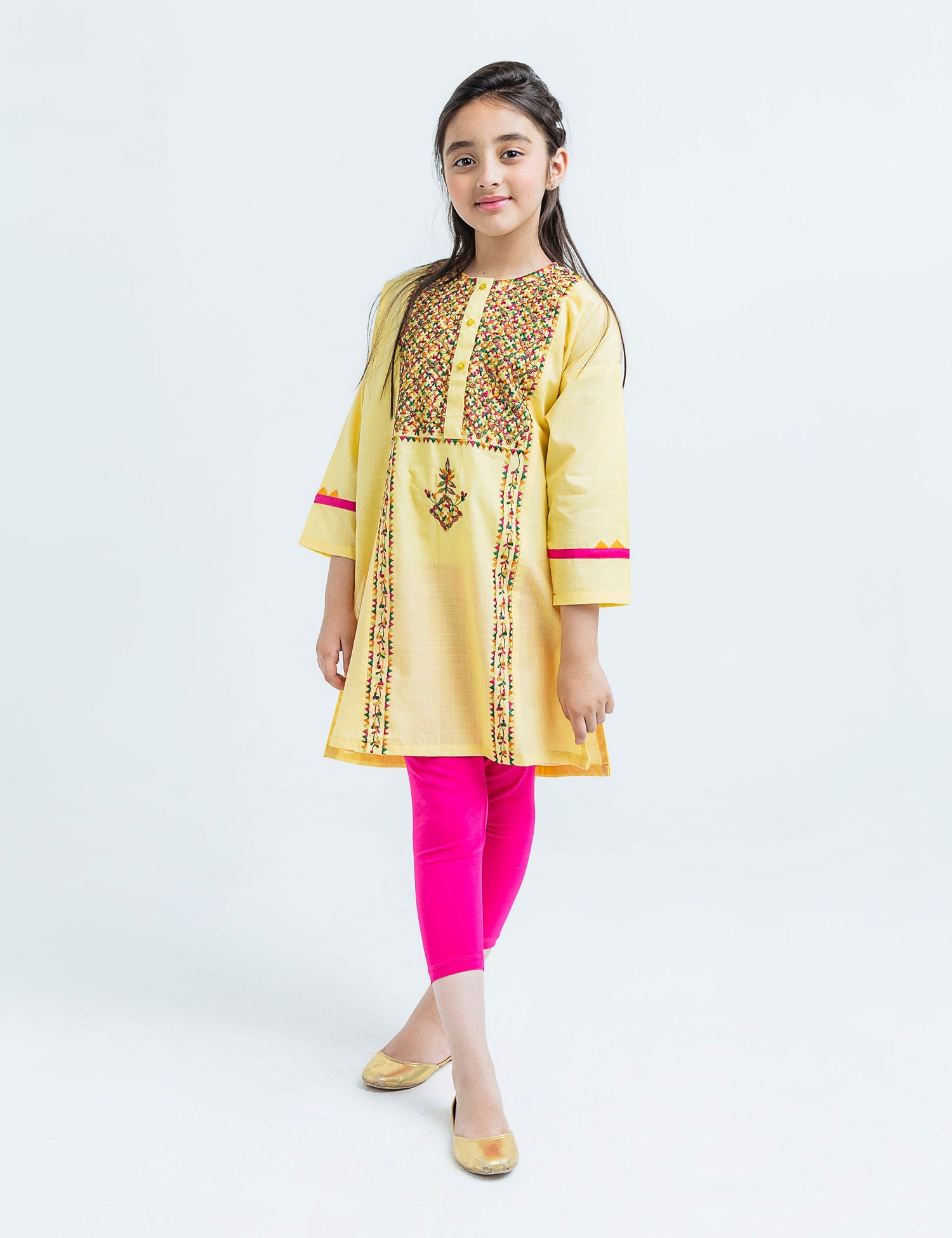 Embroidered stylised kurta – BEECHTREE