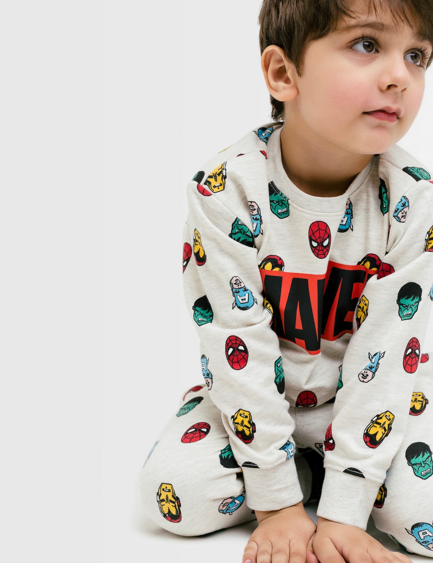 Marvel Graphic Sweatshirt – BEECHTREE