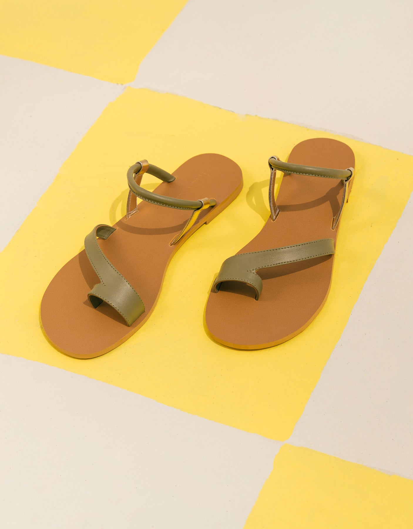 Colour Block Slides – BEECHTREE