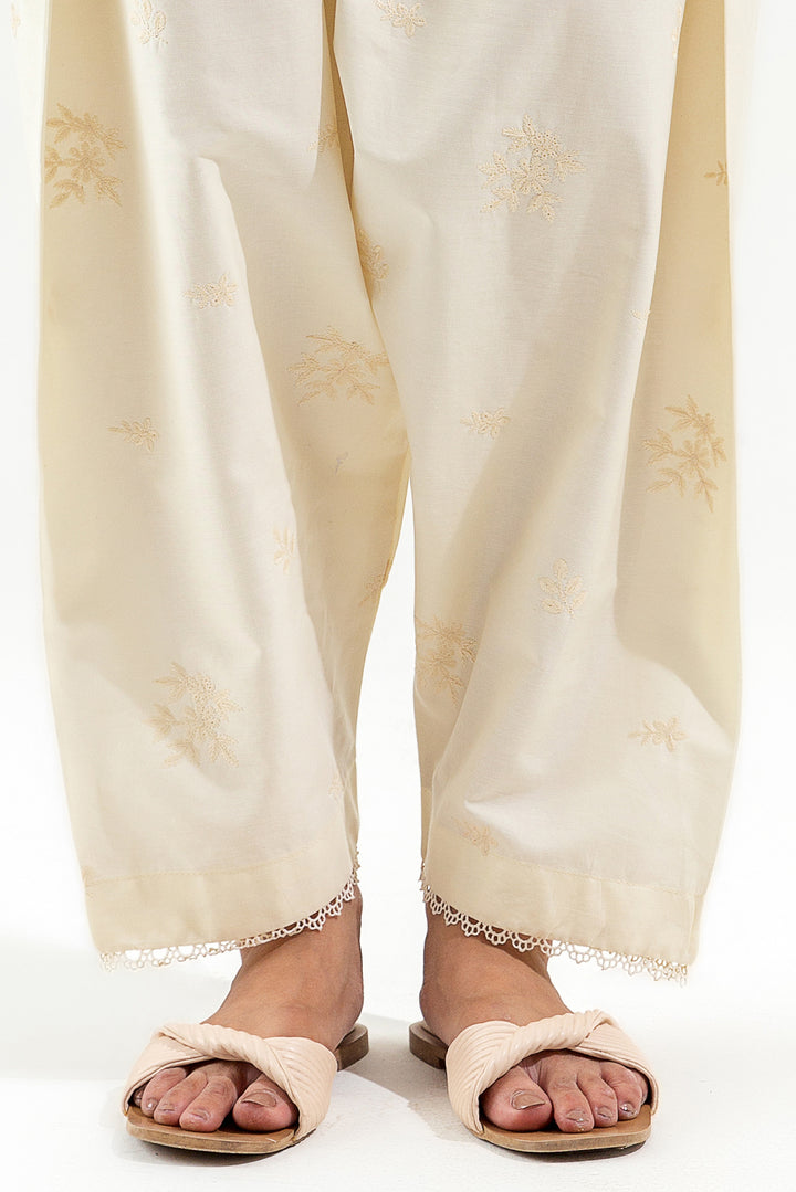 Exotic Looking Pants And Bottoms For Women – BEECHTREE