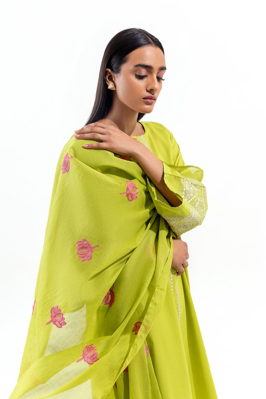 Buy Online Ready Made Dresses from Pret Collection – BEECHTREE