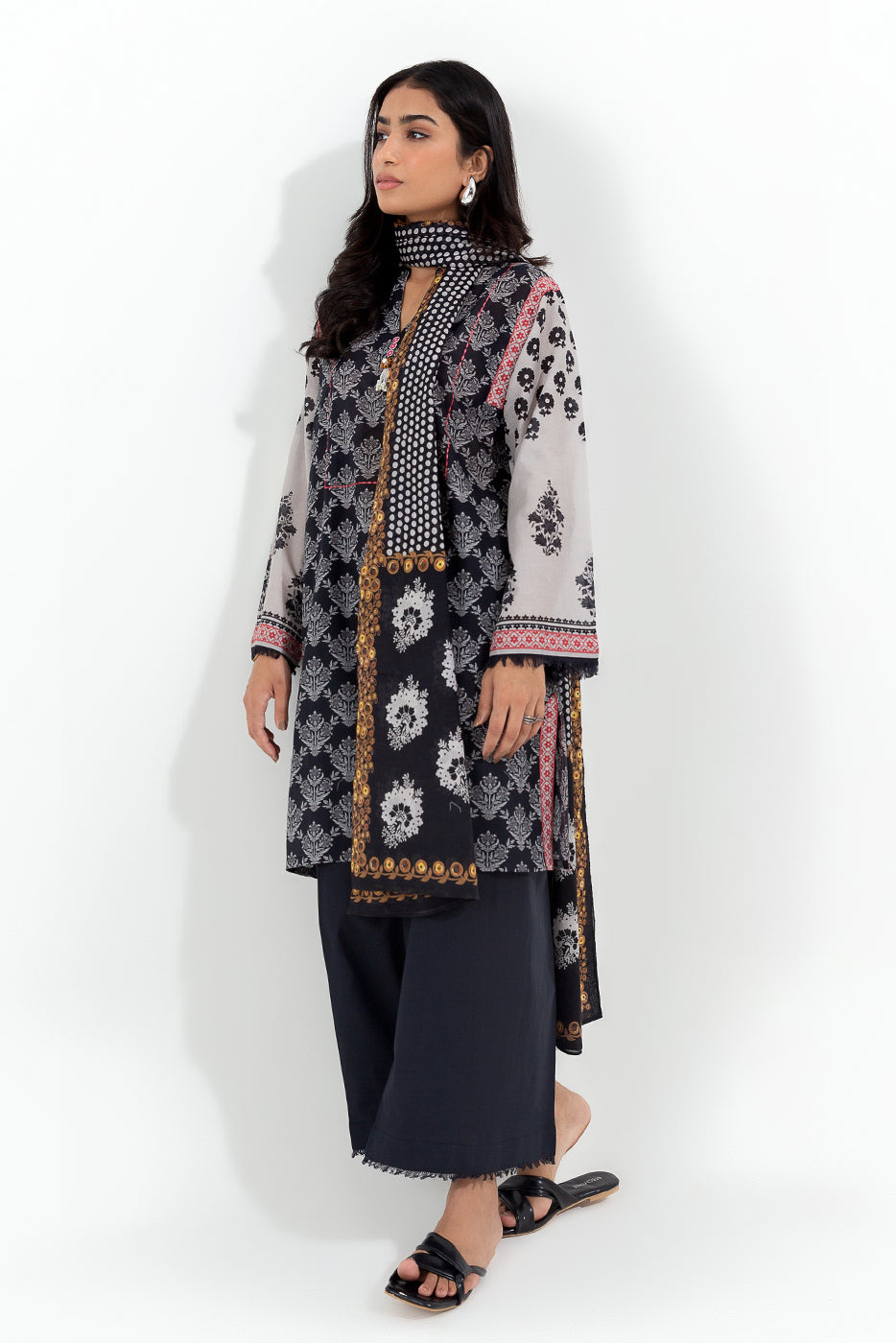 New Arrival Pret 3 Piece – BEECHTREE