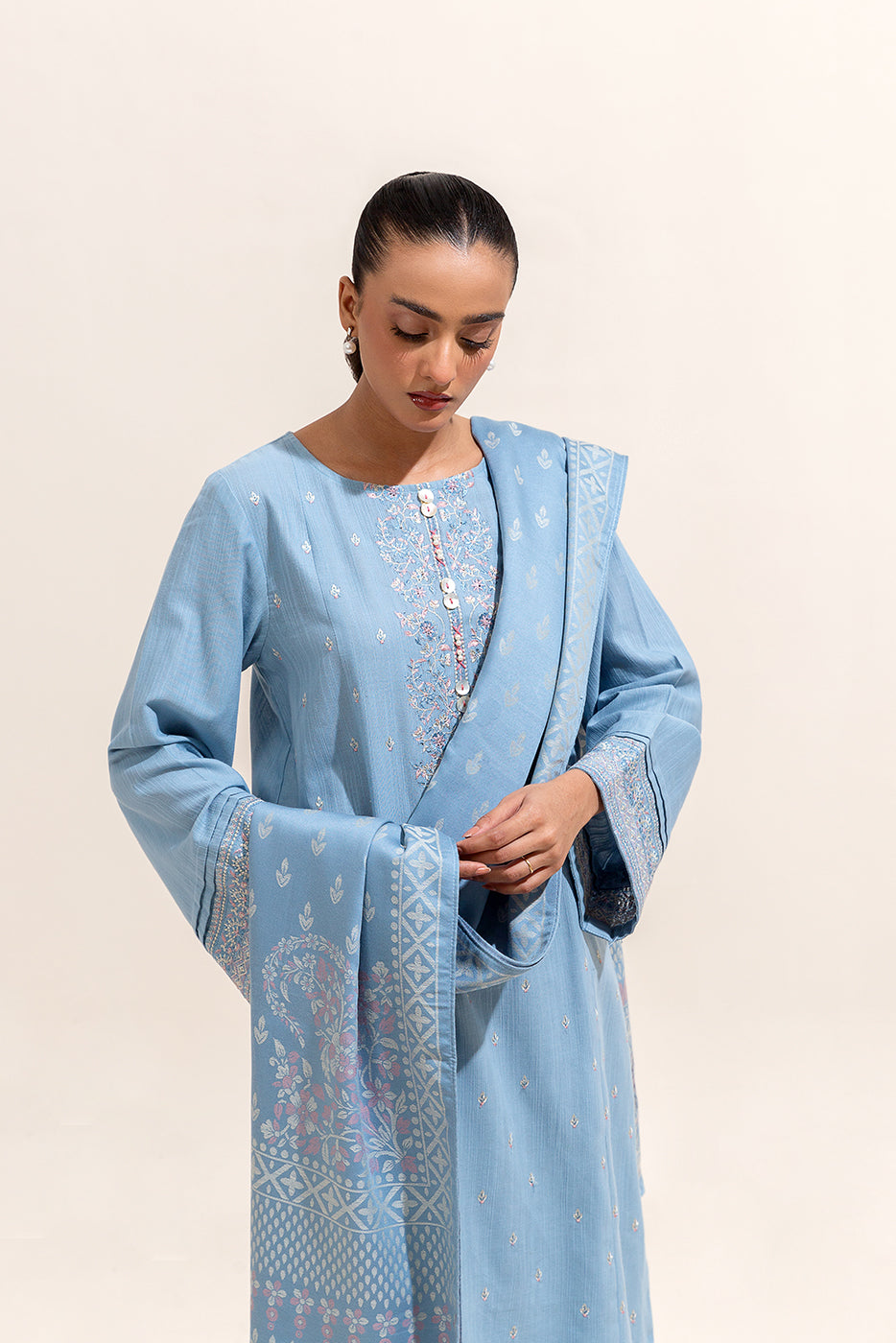3 PIECE EMBROIDERED KHADDAR SUIT-SHEER BLISS (UNSTITCHED) – BEECHTREE
