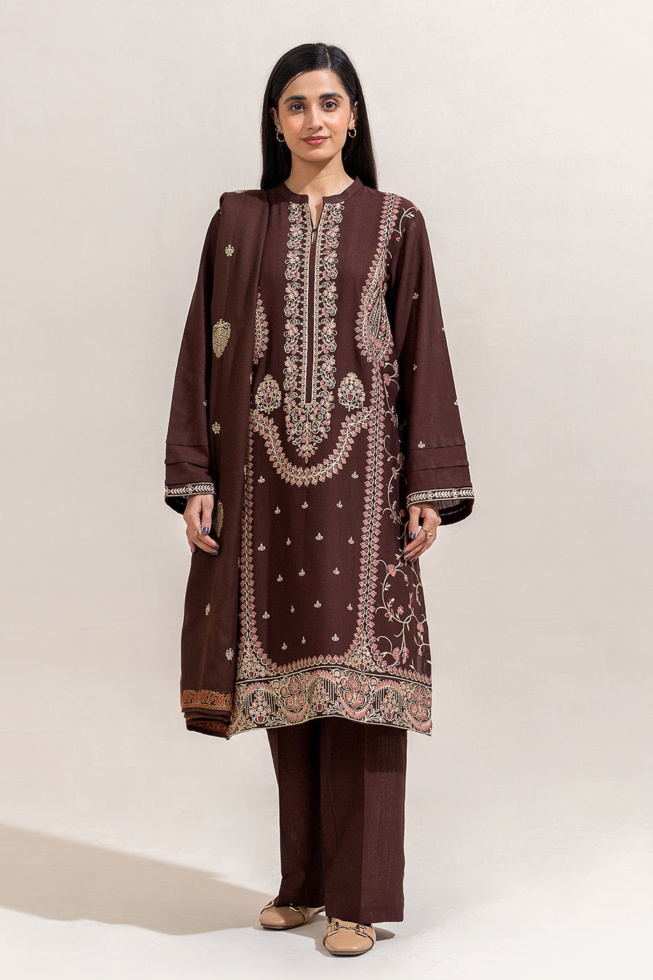 3 PIECE EMBROIDERED KHADDAR SUIT-CEDAR TAN (UNSTITCHED) – BEECHTREE