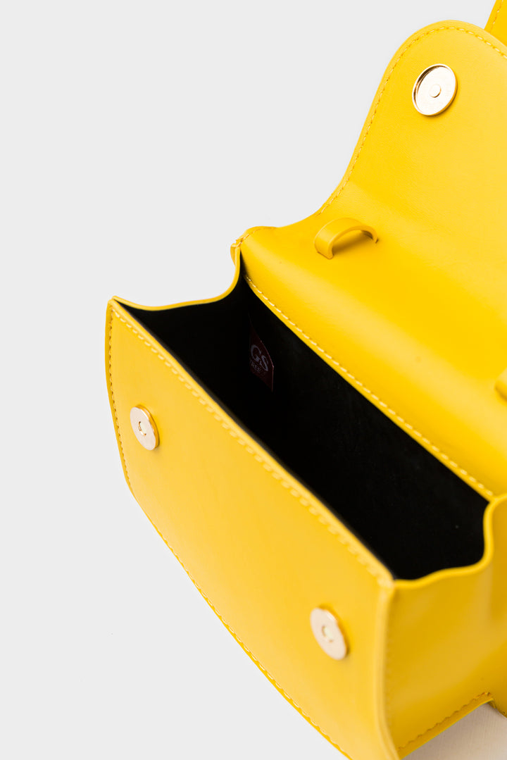 Shop Ladies Handbags Online In Pakistan in Exquisite Designs – BEECHTREE