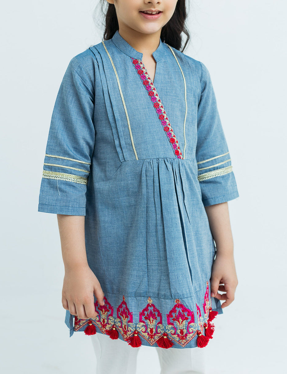 Embroidered hem peplum – BEECHTREE