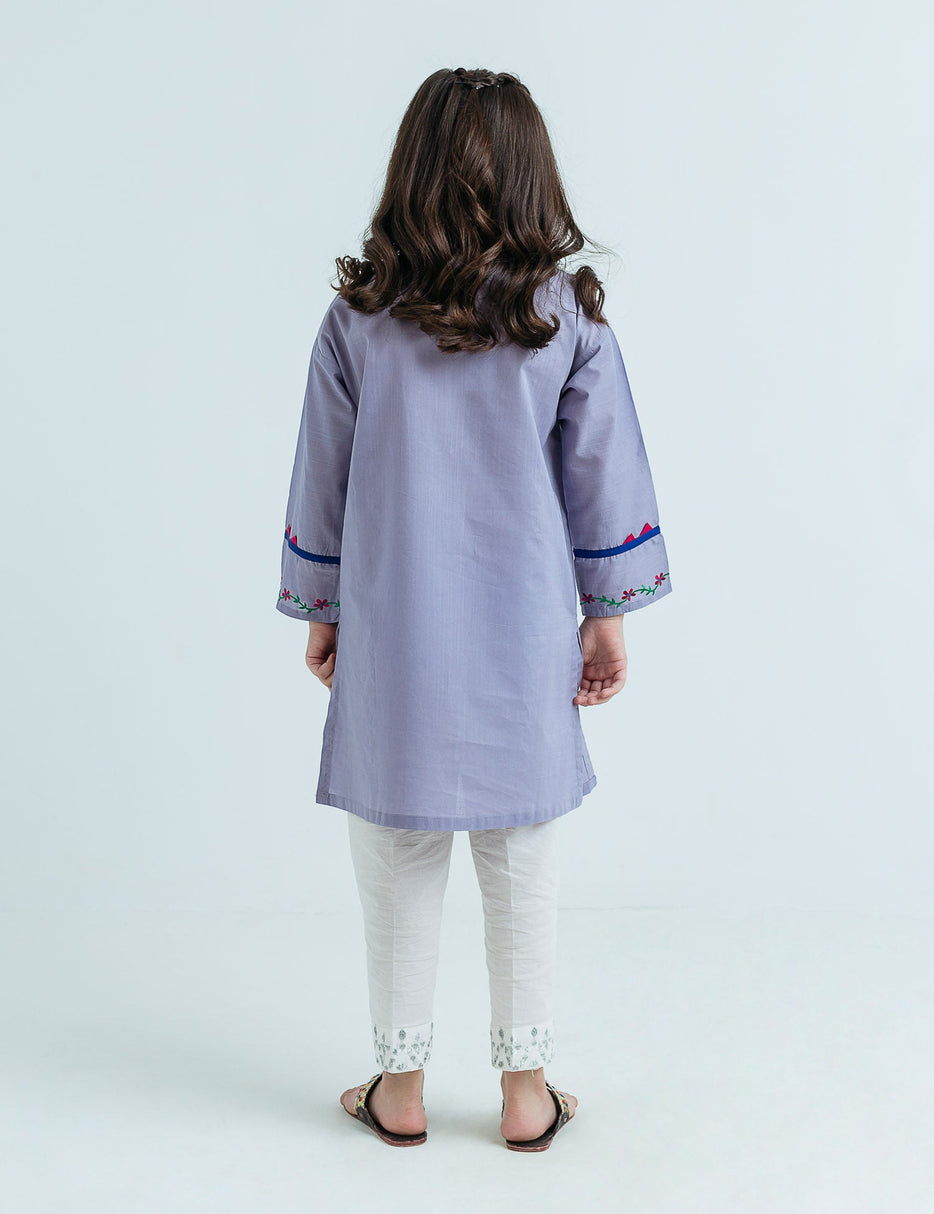 Ethnic embroidered kurta – BEECHTREE