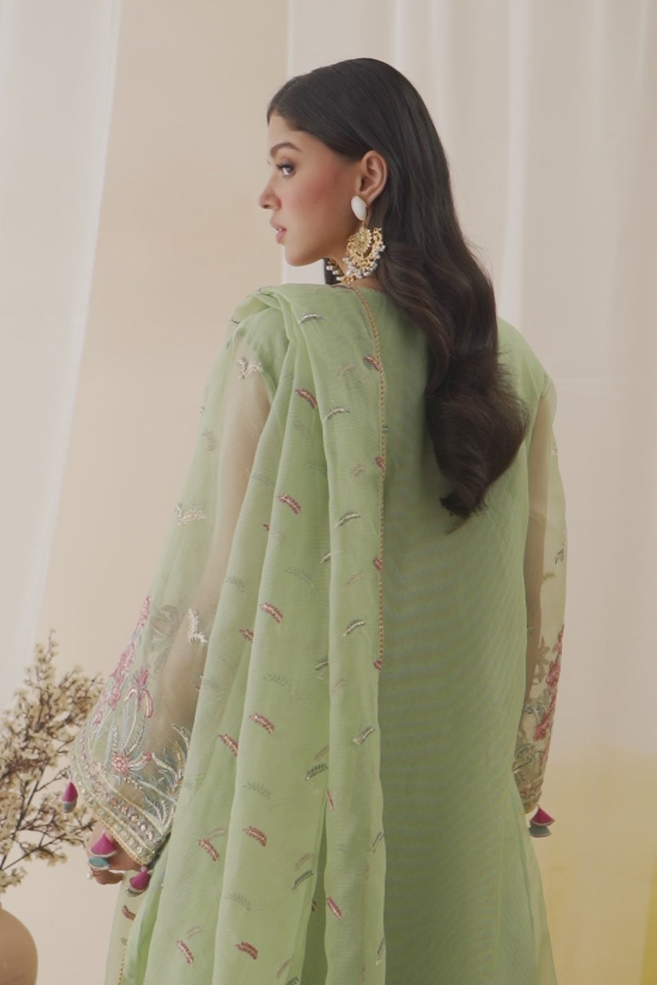 4 PIECE EMBROIDERED ORGANZA NET SUIT-GARLAND GLOW (UNSTITCHED) – BEECHTREE