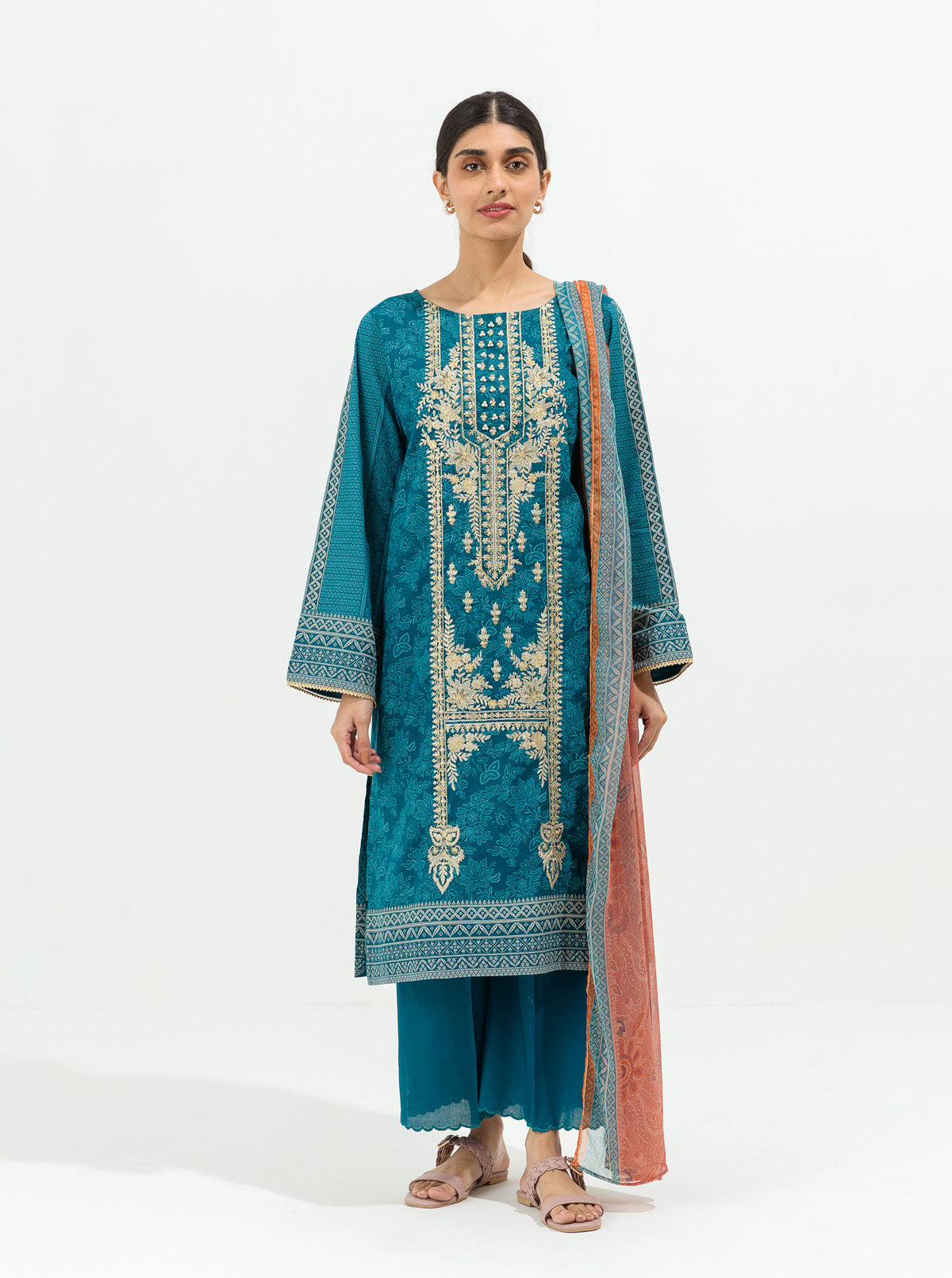 Delicate Azure-Embroidered-3P (UNSTITCHED) – BEECHTREE