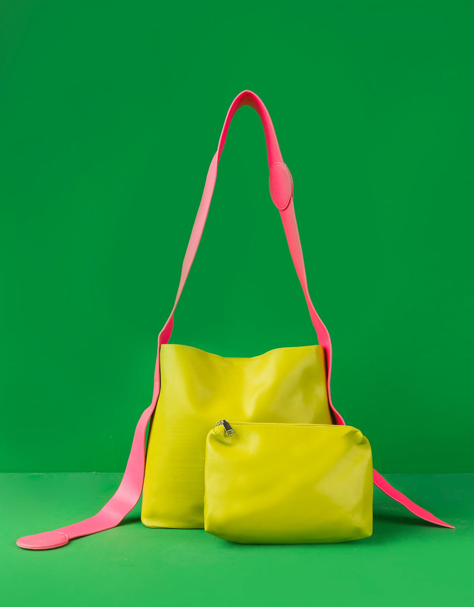 Shop Ladies Handbags Online In Pakistan in Exquisite Designs – BEECHTREE