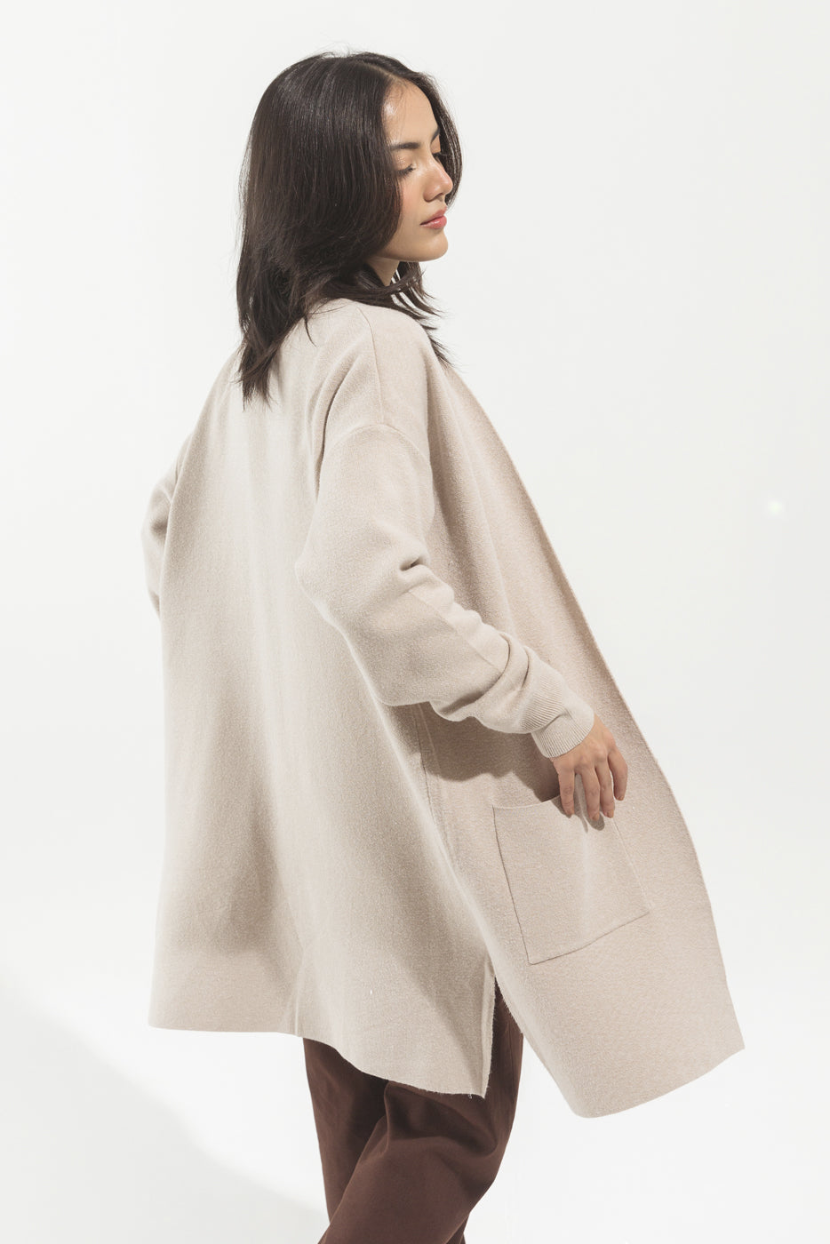 LIGHT BROWN KNITTED CARDIGAN – BEECHTREE